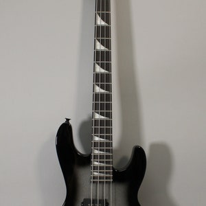 Jackson JS1X Minion Concert Short Scale Bass Silverburst - Etsy