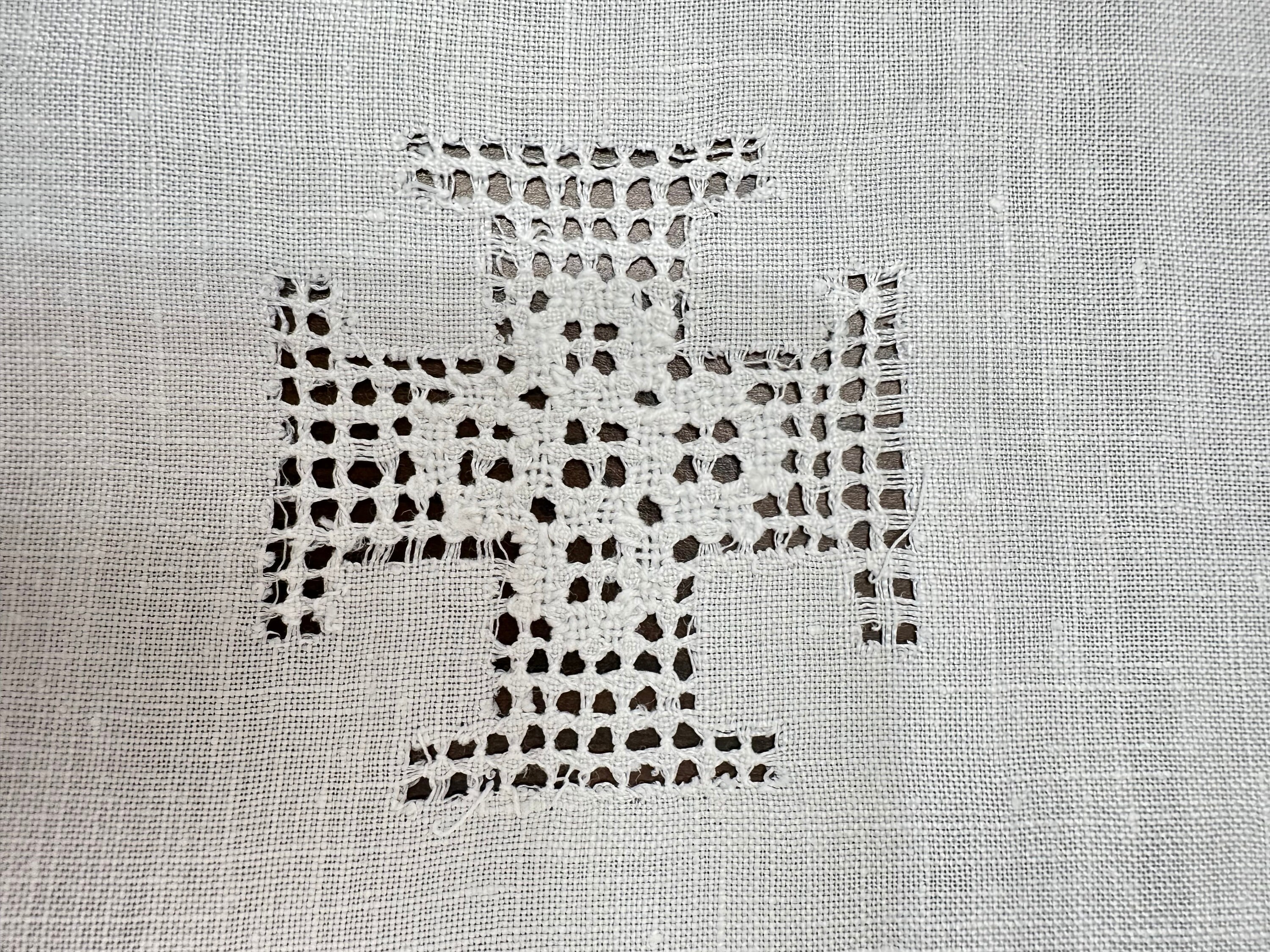 Vintage Linen Embroidered Cutwork Cross Napkins Set of 6, Luncheon Napkins; LN#006 - Etsy