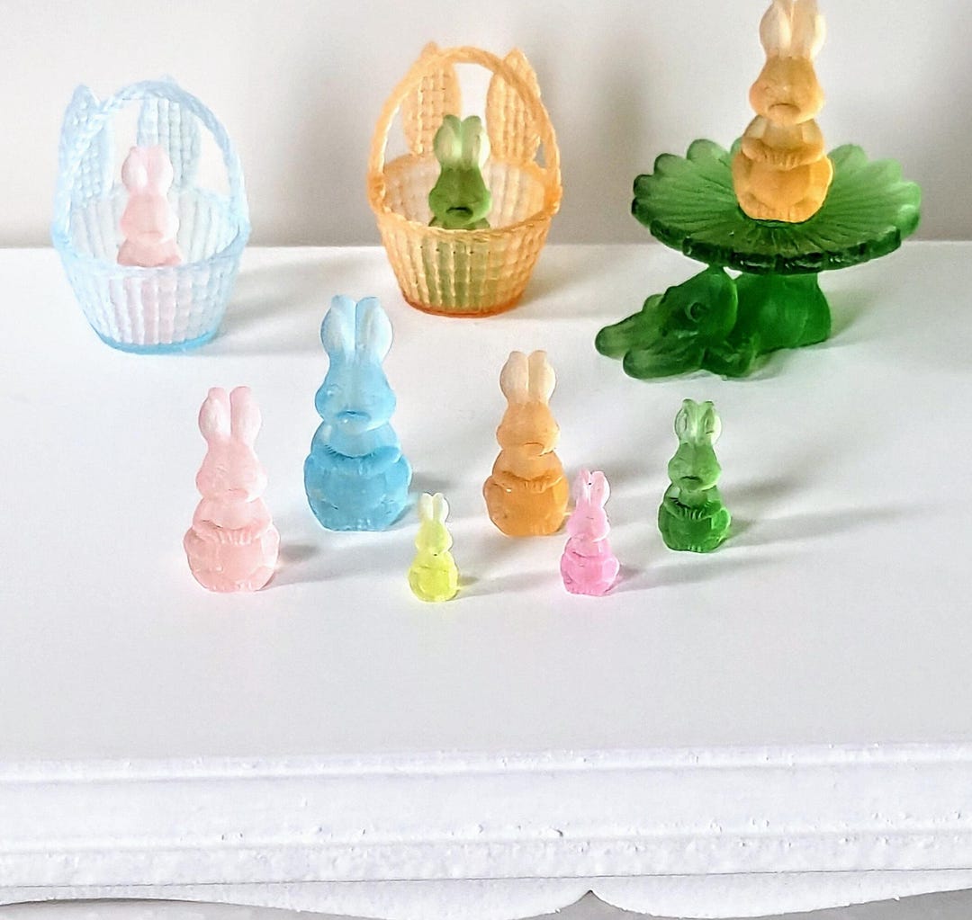 Miniature Easter Bunny, Miniature Bunny in 1:12 Scale, Miniature Bunny ...
