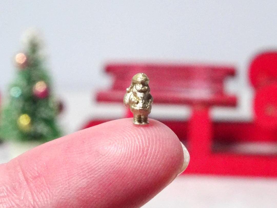 Miniature Santa Claus, Miniature Santa, Mini Santa, Tiny Santa Claus, 1 ...