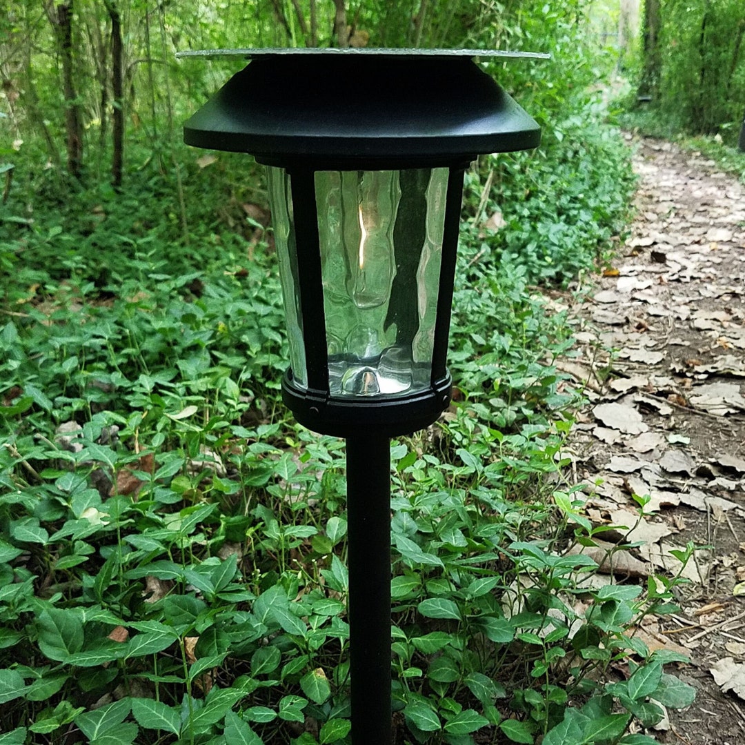 Classic Lantern SHADE SOLAR® Solar Light Provides Dusk to Dawn ...