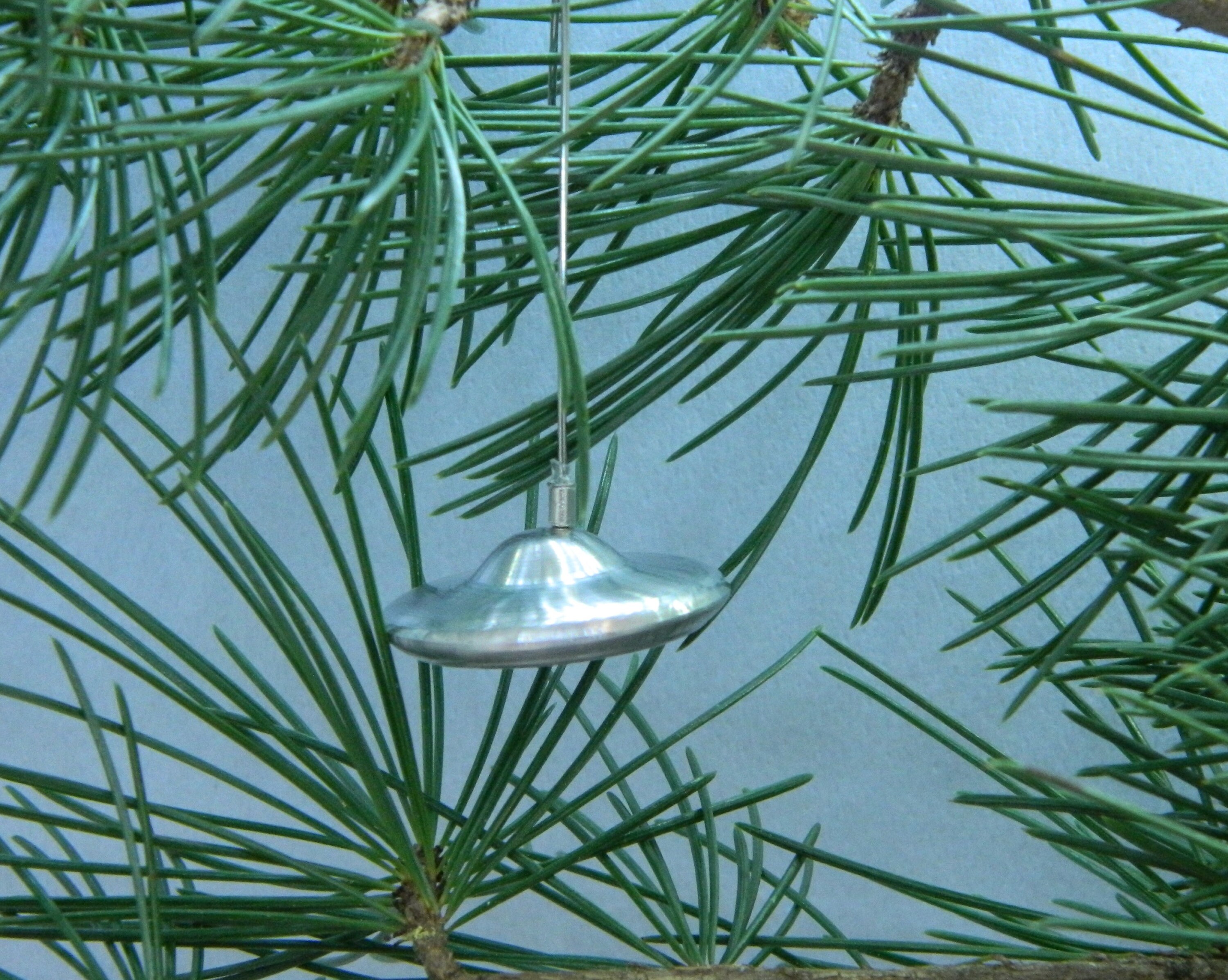 Aluminum UFO Tree Ornaments With Magnetic Hook - Etsy