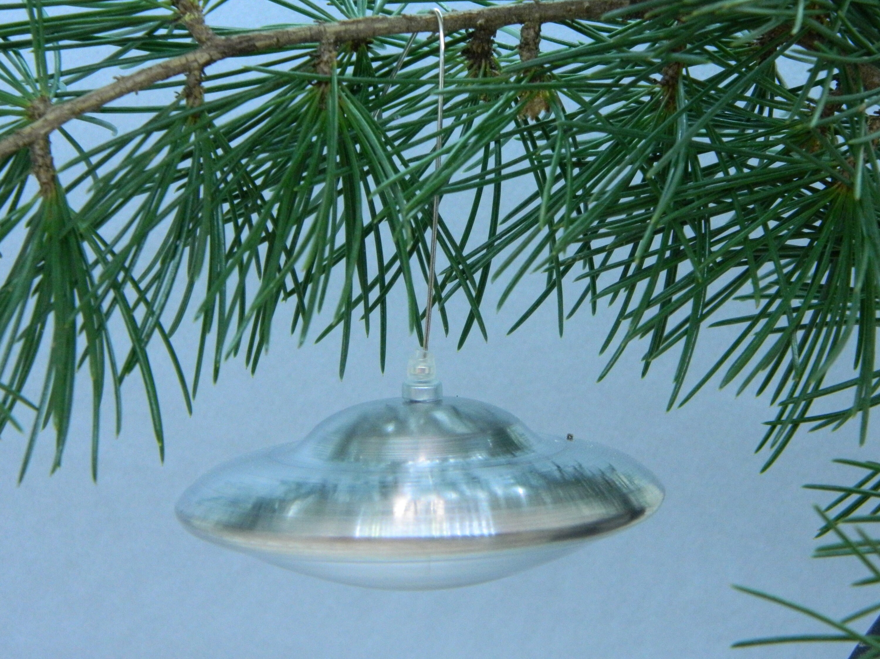 Aluminum UFO Tree Ornaments With Magnetic Hook - Etsy