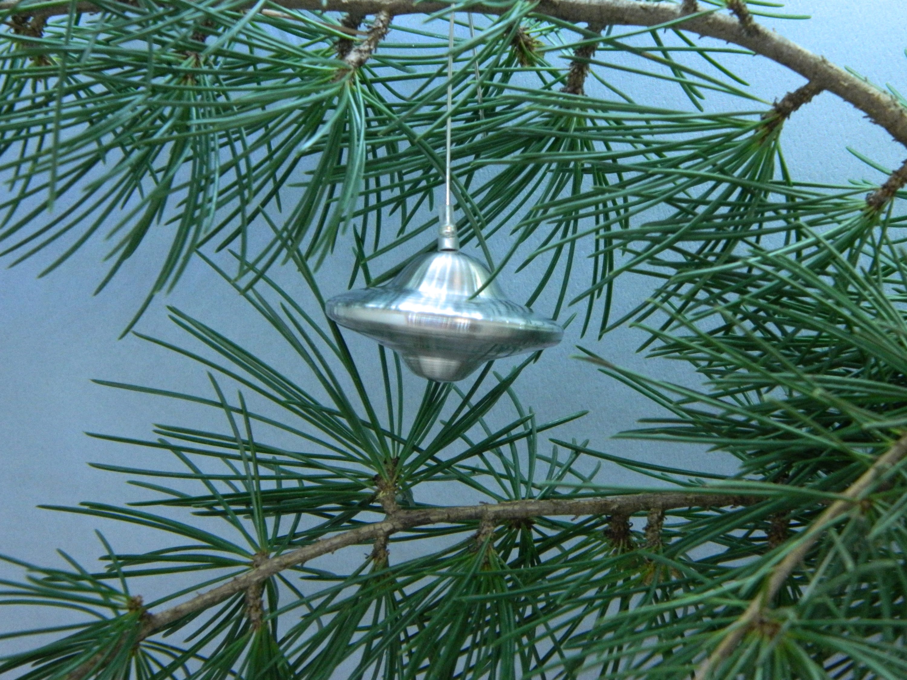 Aluminum UFO Tree Ornaments With Magnetic Hook - Etsy