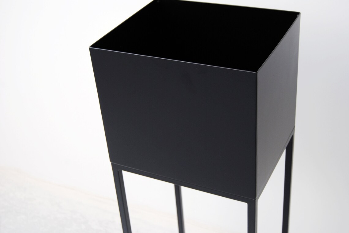 Hand Made Metal Flower Stand, Plant Stand, Flower Display, Indoor ...