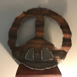 Rusty Peace Sign - Etsy