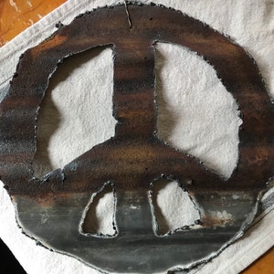 Rusty Peace Sign - Etsy