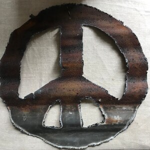 Rusty Peace Sign - Etsy