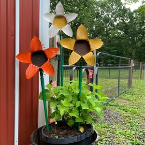 Tin Flower Garden Art - Etsy