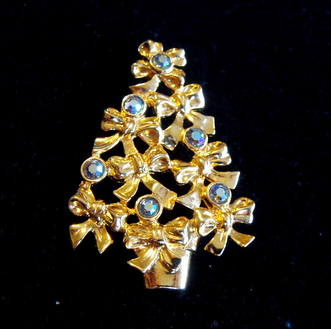 Lovely Avon Christmas Tree Pin/brooch Signed - Etsy