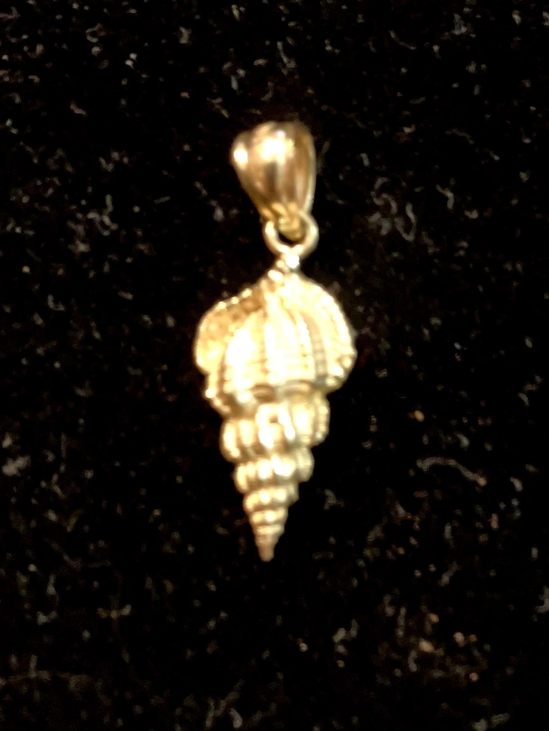 Vintage 14K Gold Shell Charm/pendant - Etsy