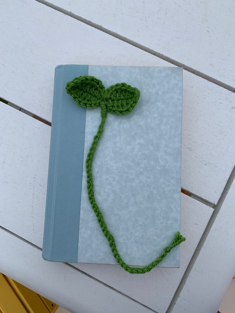 Crochet Leaf Bookmark, Whimsical Bookmark, Leaf Design Bookmark ...
