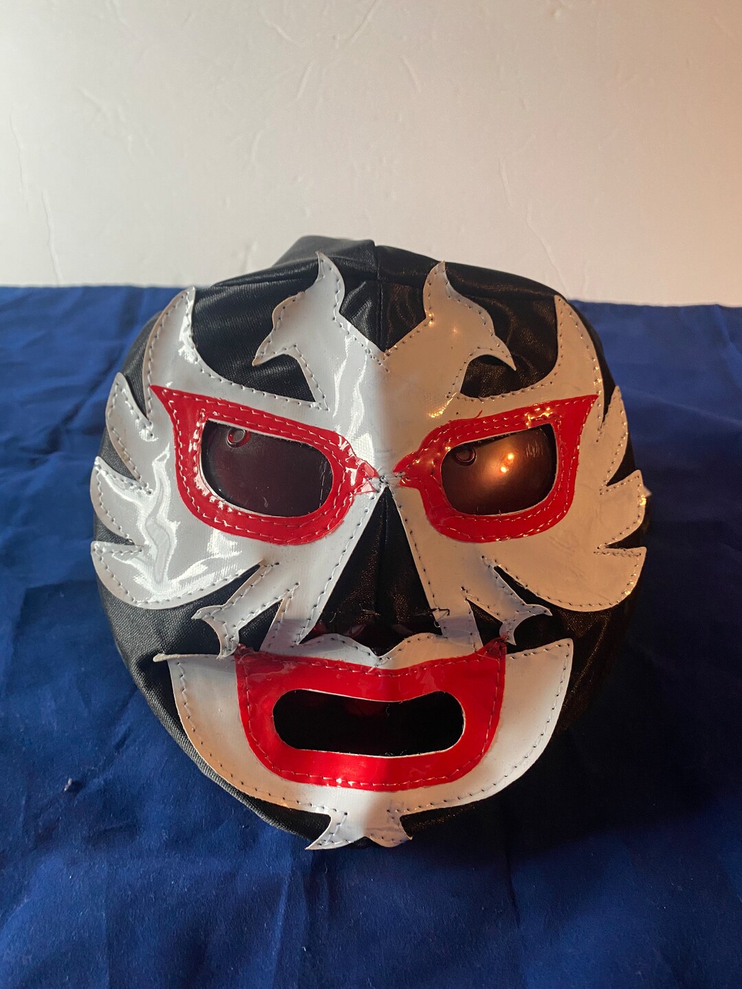 Pro Wrestling Loot Dos Caras Wrestling Mask - Etsy