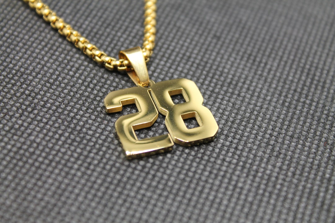 Gold Number 28 Stainless Steel Pendant and Chain Sports - Etsy Italia