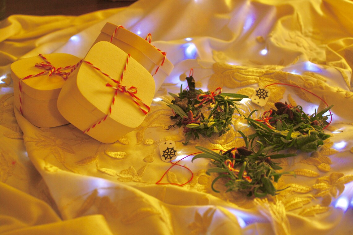 Seasonal Tea Wreaths Winter Solstice Blend Box of Two - Etsy