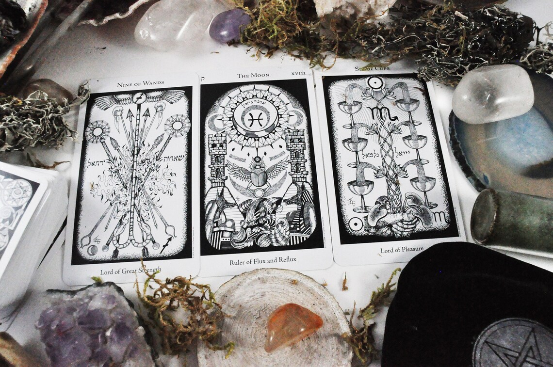 Present - Past - Future 3 Card Tarot Reading - Tarot Card Reading ...