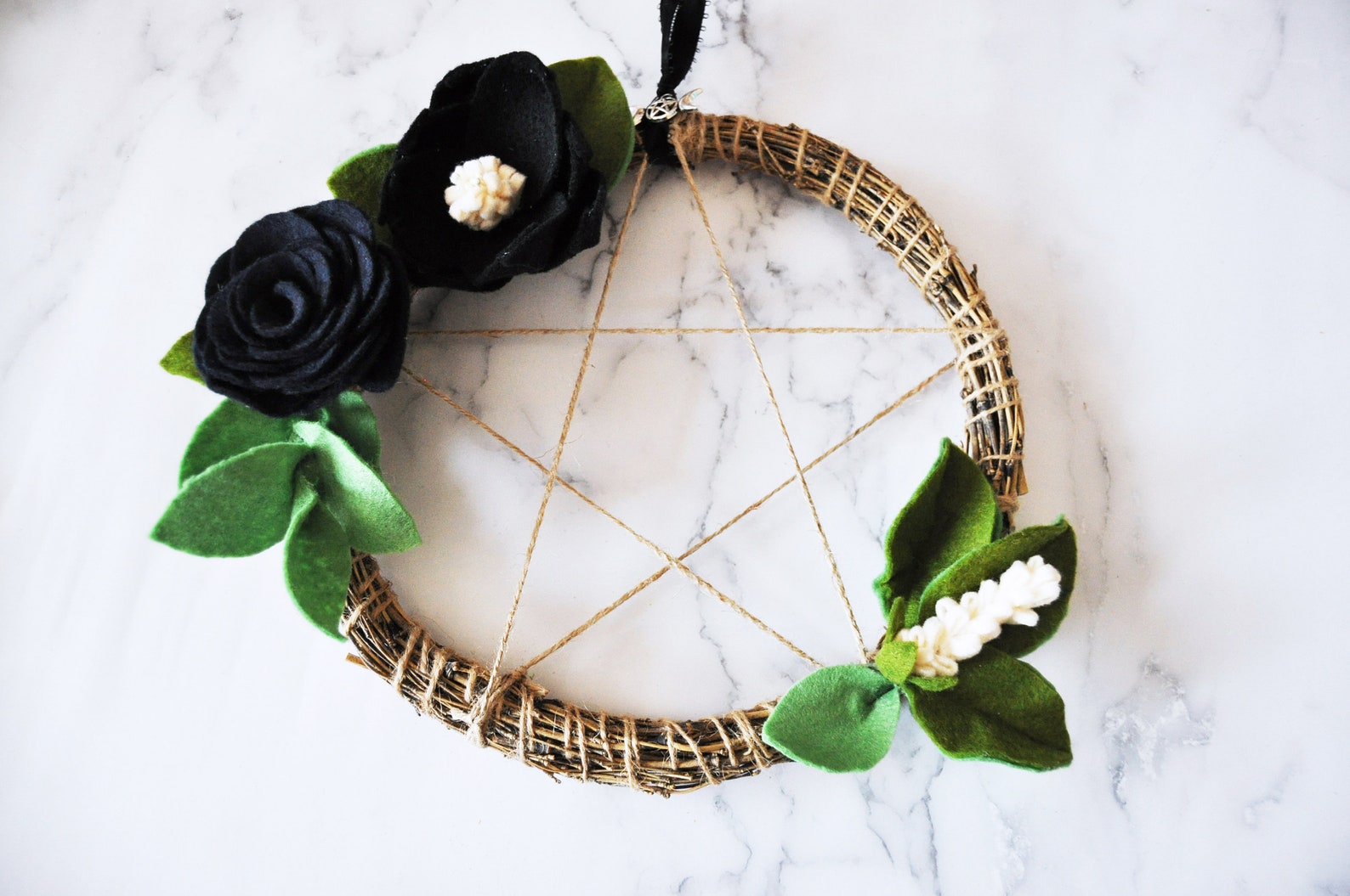 Black Floral Wicca Wreath I Wiccan Pentagram Wreath Pentacle - Etsy UK