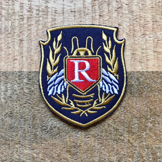 Max Fischer Rushmore Crest