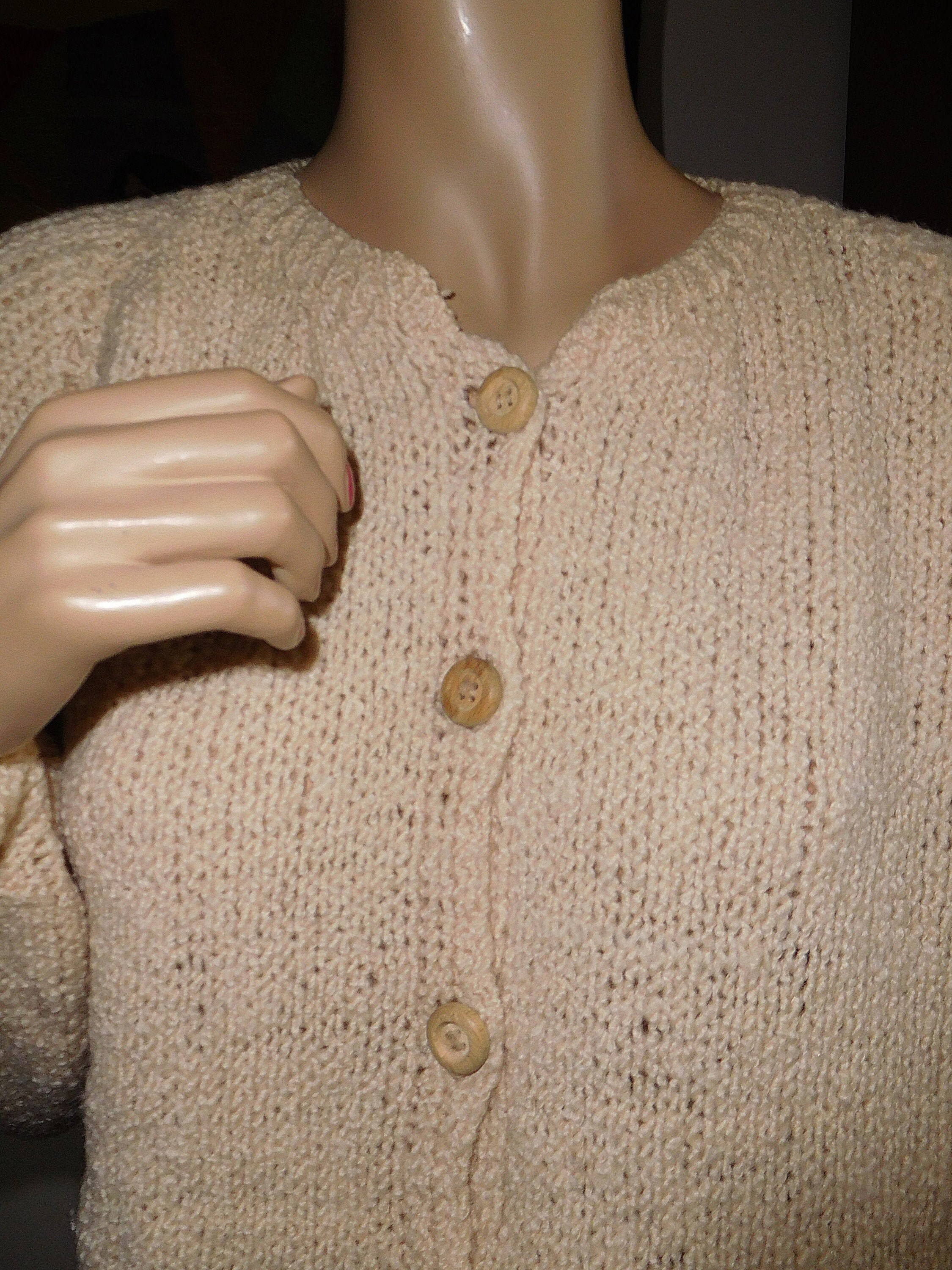 Buckle Handmade and Vintage Sweater/knitted/wooden Buttons/free ...