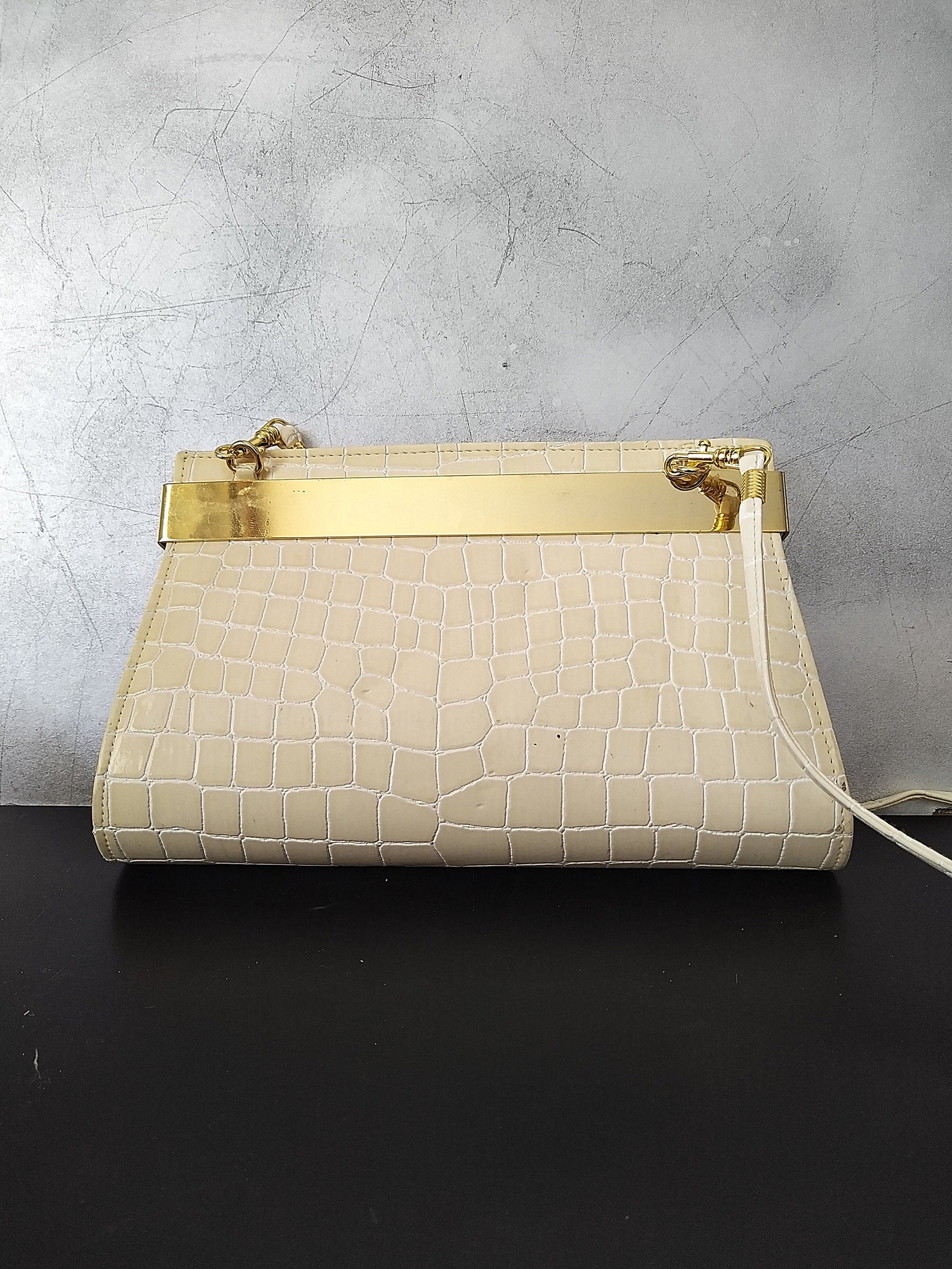 BULAGGI Ivory Bag/golden Metal Frame/faux Snake - Etsy