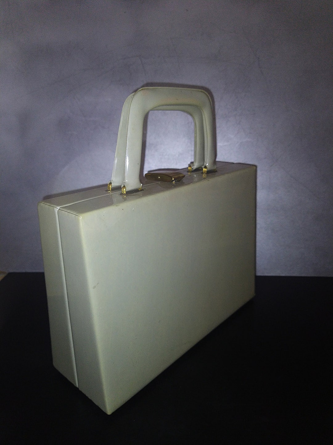 Lacquer Handbag/metal Fastening/vintage Bag/conical Design - Etsy