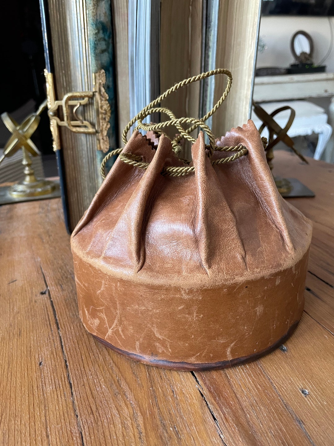 Vintage Mens Leather Collar Box With Assorted Collars Included 1920s - Etsy