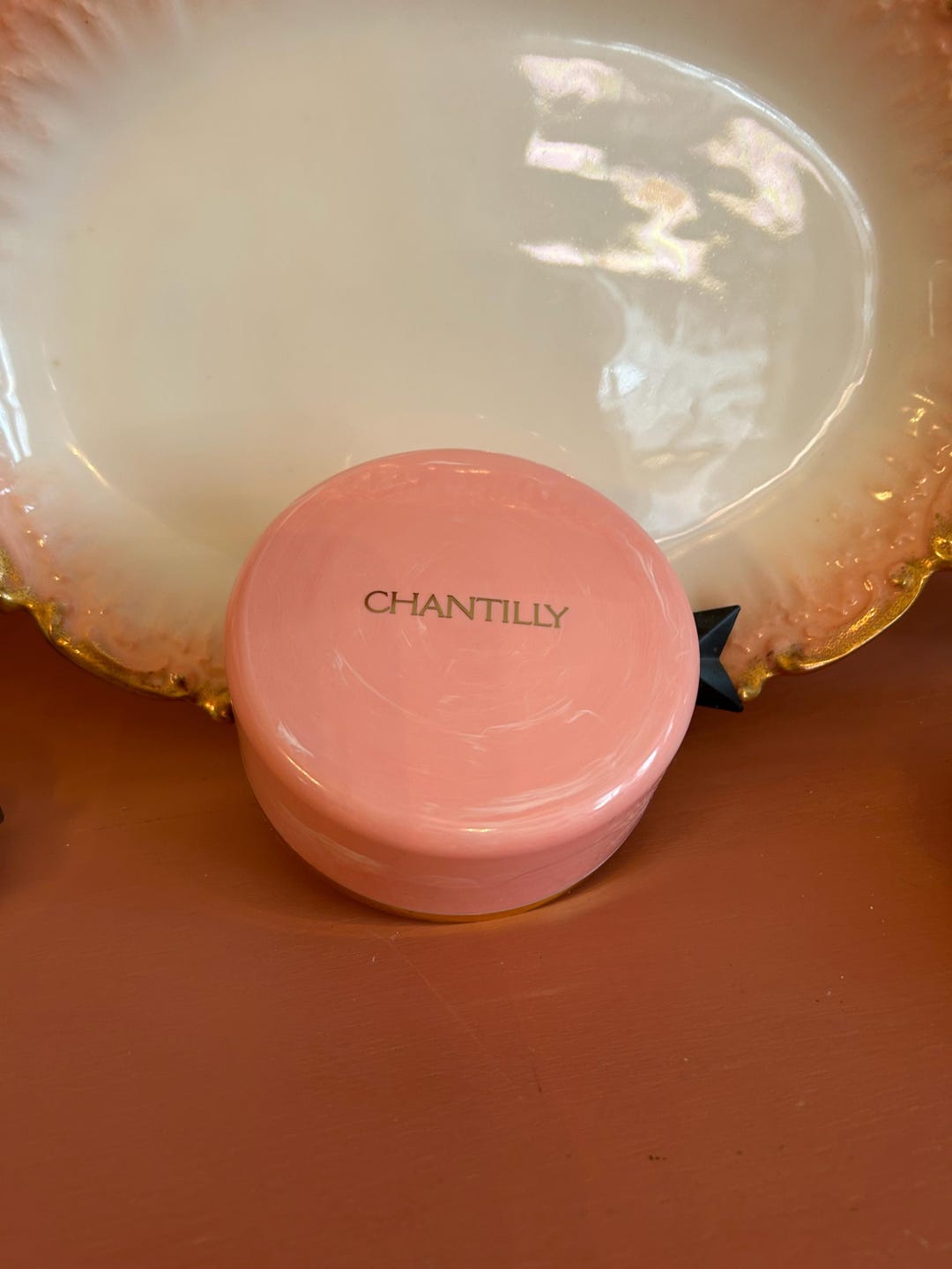 Vintage Chantilly Dusting Powder NOS Never Opened - Etsy