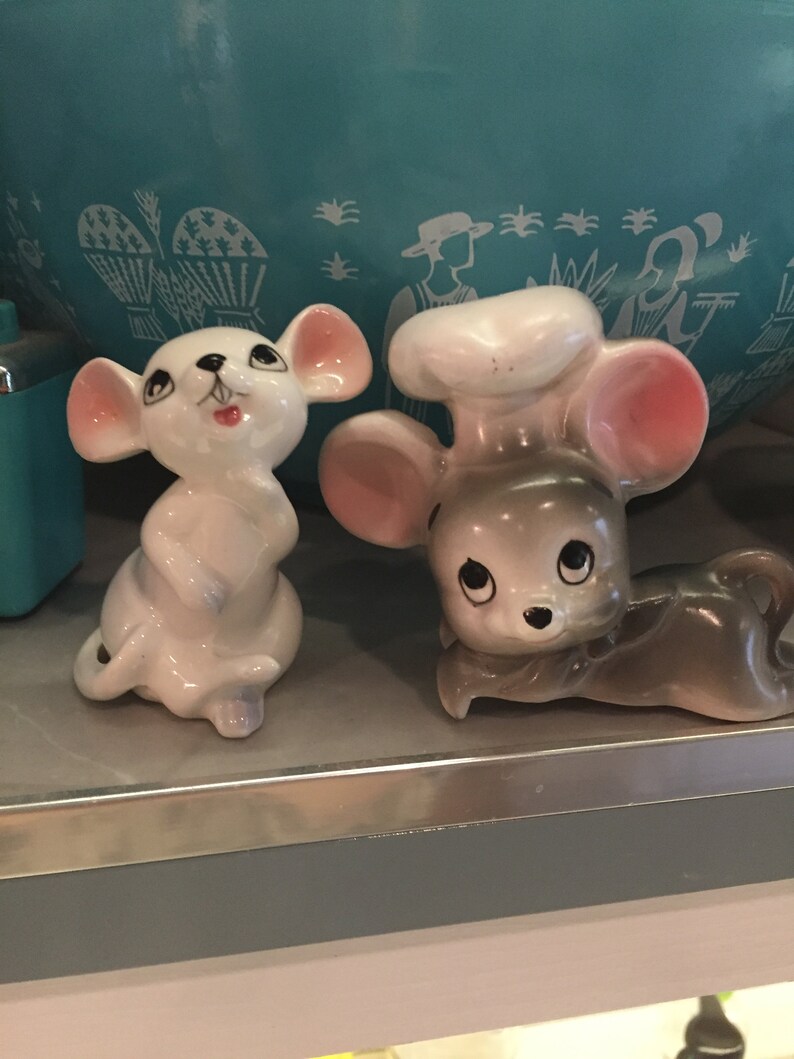 Mid Century Japan Anthropomorphic Mice Salt and Pepper Shakers Kawai ...