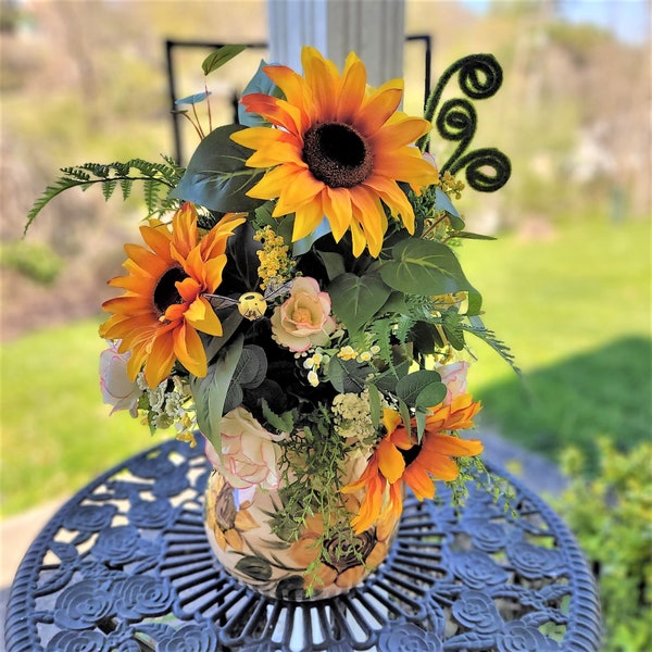 Sunflower Centerpiece - Etsy
