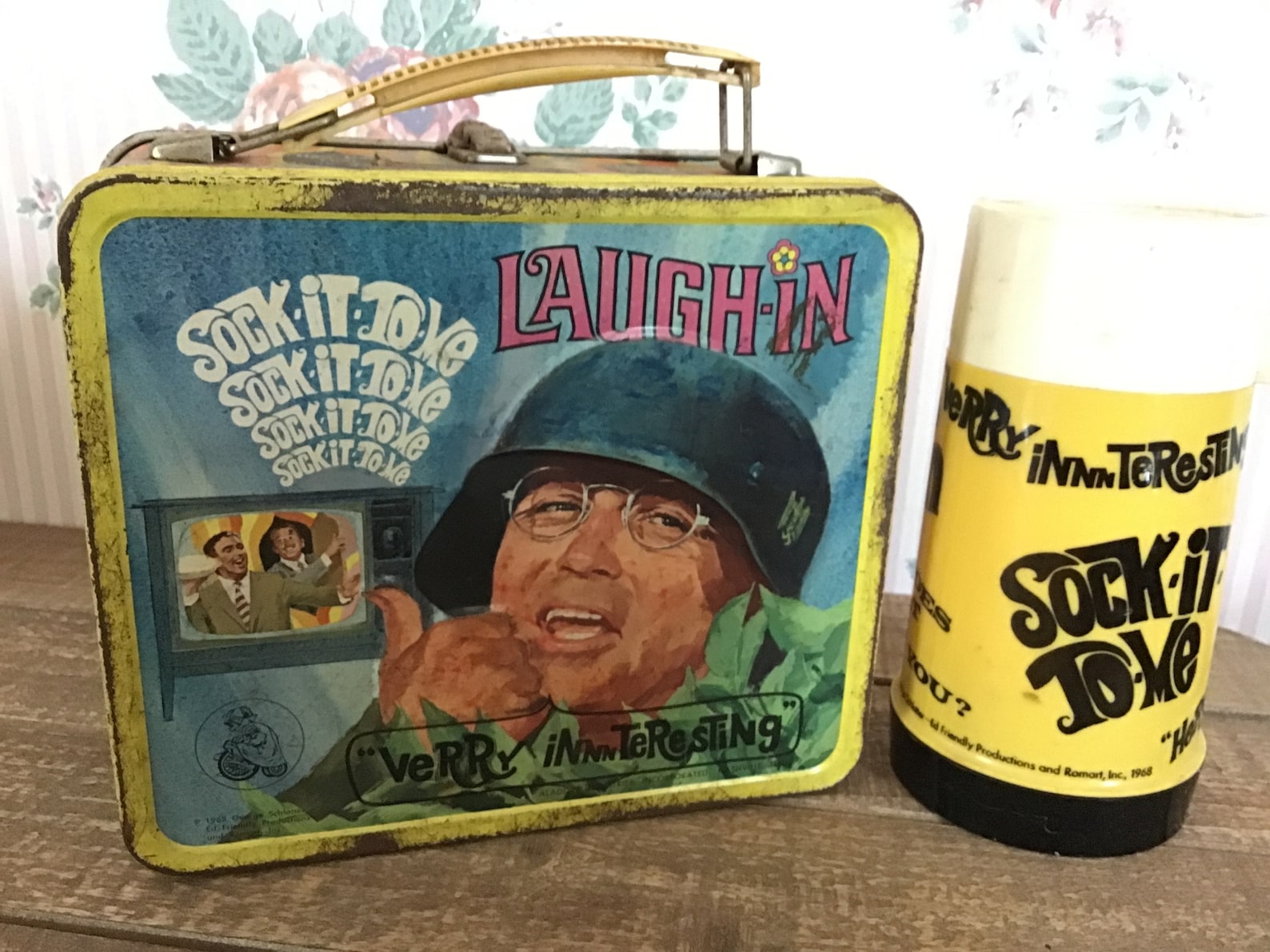 Laugh in Lunchbox Vintage Lunchbox 1960s TV Shows Collectibles Metal ...