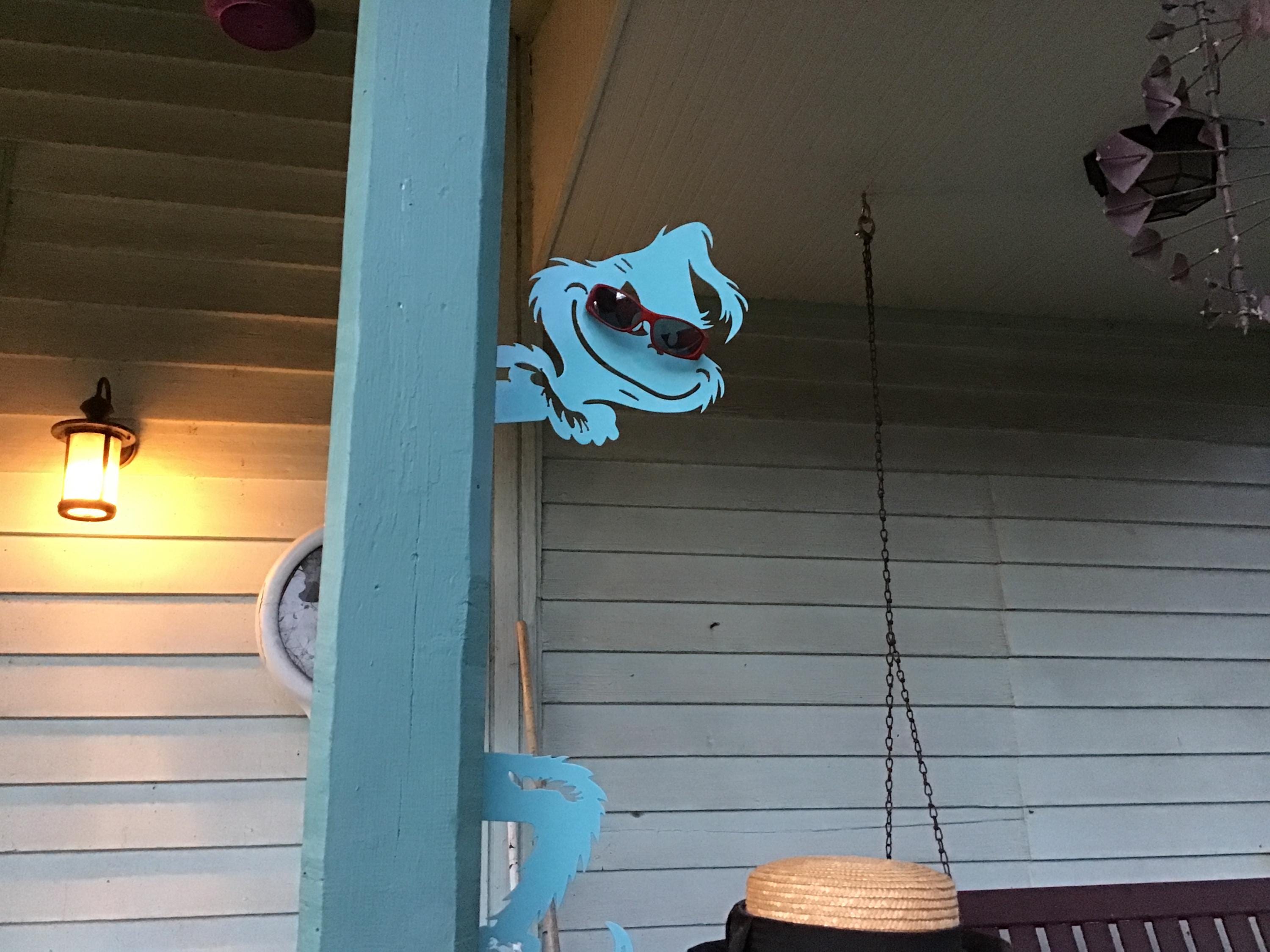 Grinch Metal Art Tropical Grinch 2 Piece Peek a Boo Grinch Outdoor ...