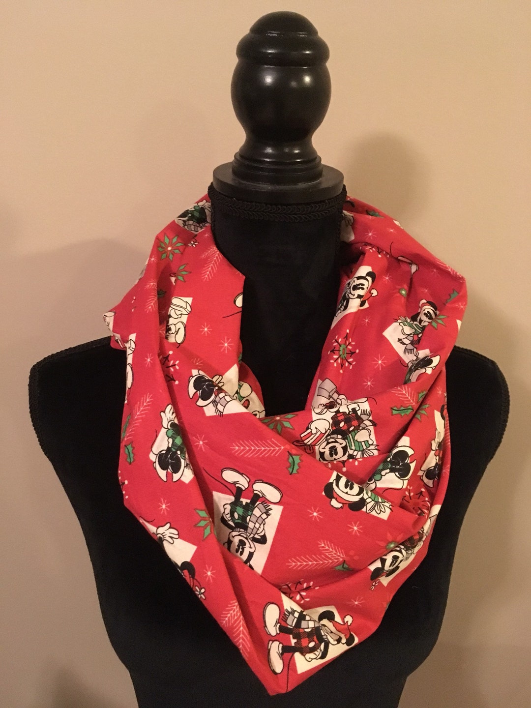 Ladies' Disney Mickey and Minnie Mouse Red Christmas Infinity Scarf ...