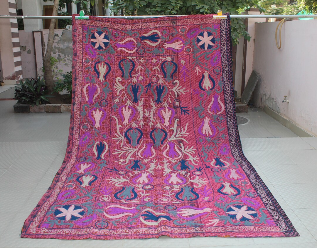 Hand Embroidered Kantha Quilt: Vintage Suzani Floral Cotton Throw - Etsy