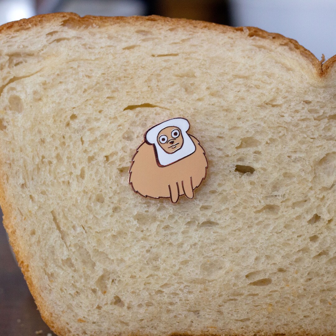 Bread Boi Pomeranian Enamel Pin - Etsy