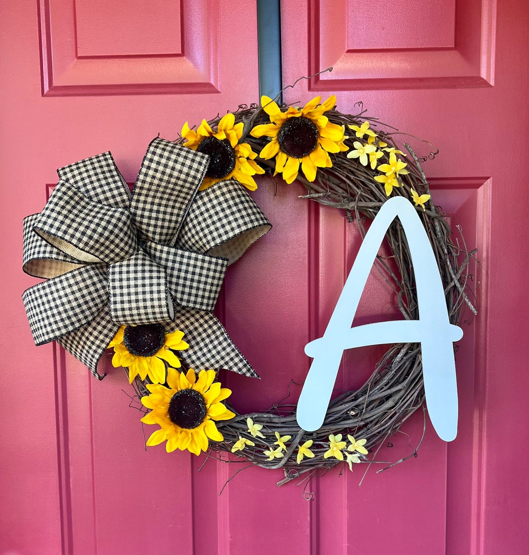 18" Round Grapevine Name Letter Wreath - Door Hanger ~~free Shipping ...