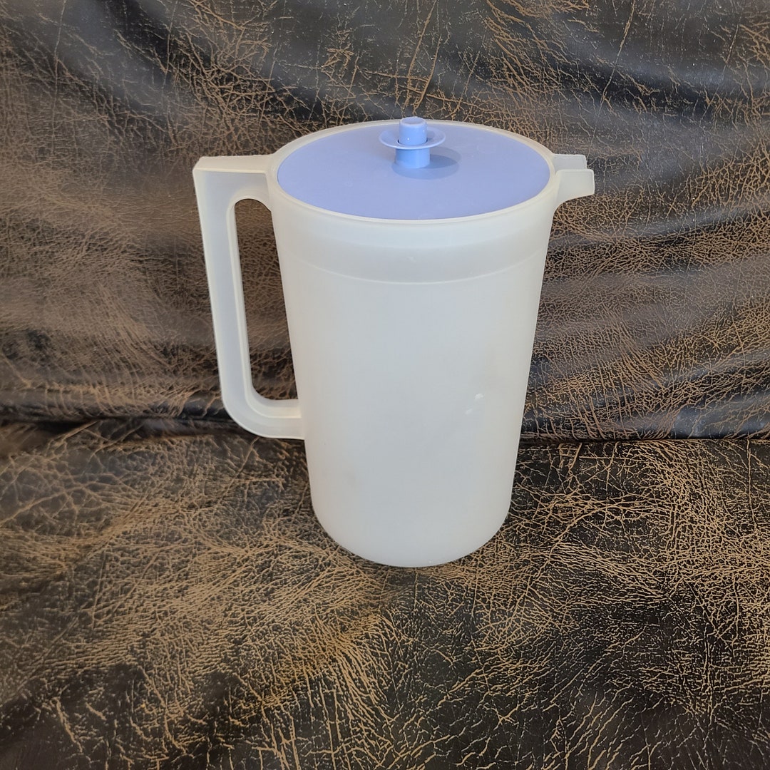 Vintage Large Frosted Tupperware Pitcher With Blue Button Lid 1416-4 - Etsy