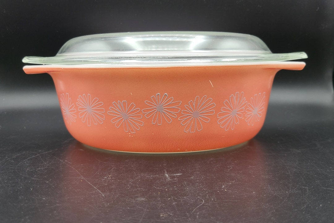 Pyrex Pink Daisy Casserole Dish 043 1.5 QT. - Etsy