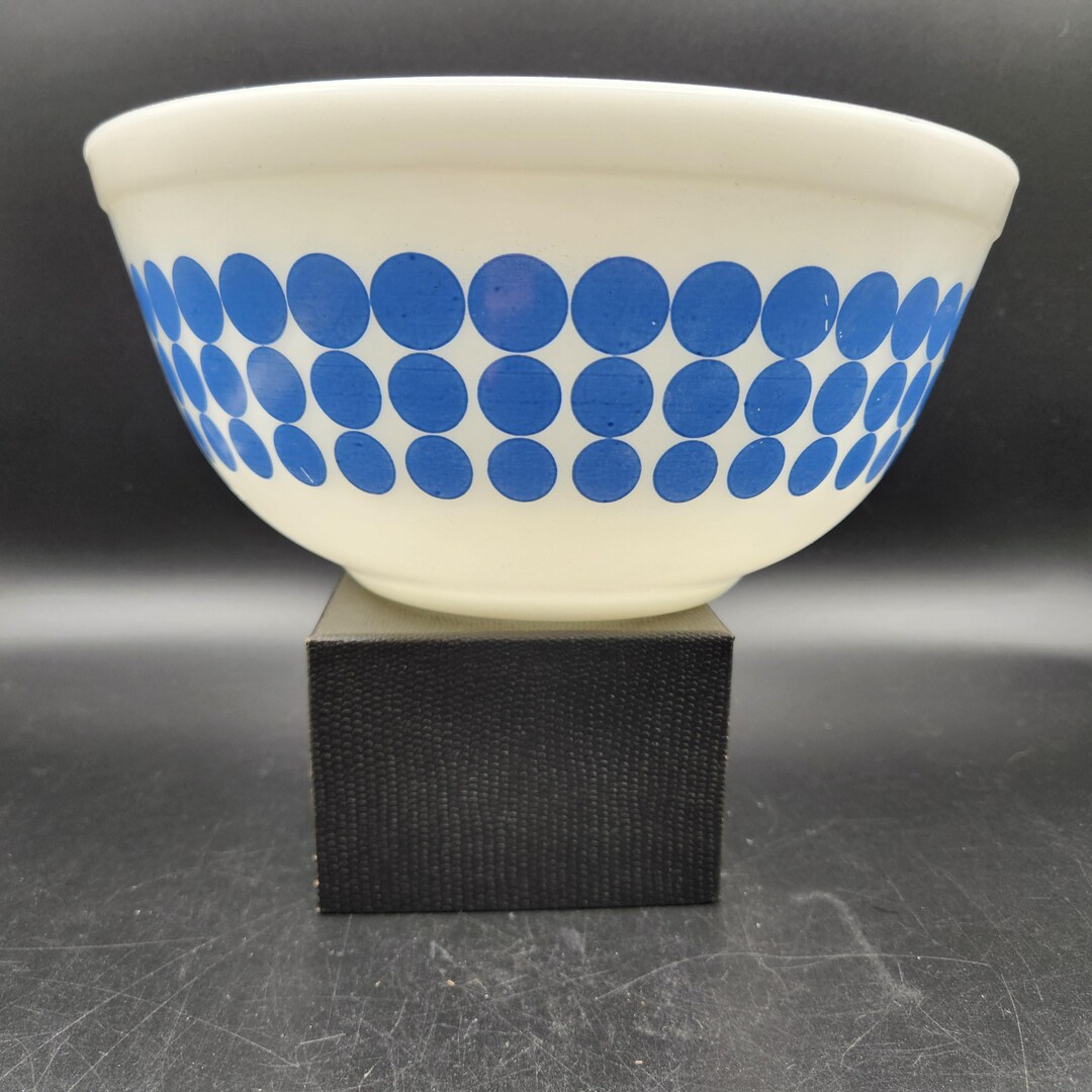 Pyrex Blue Dot Mixing Bowl 403 - Etsy