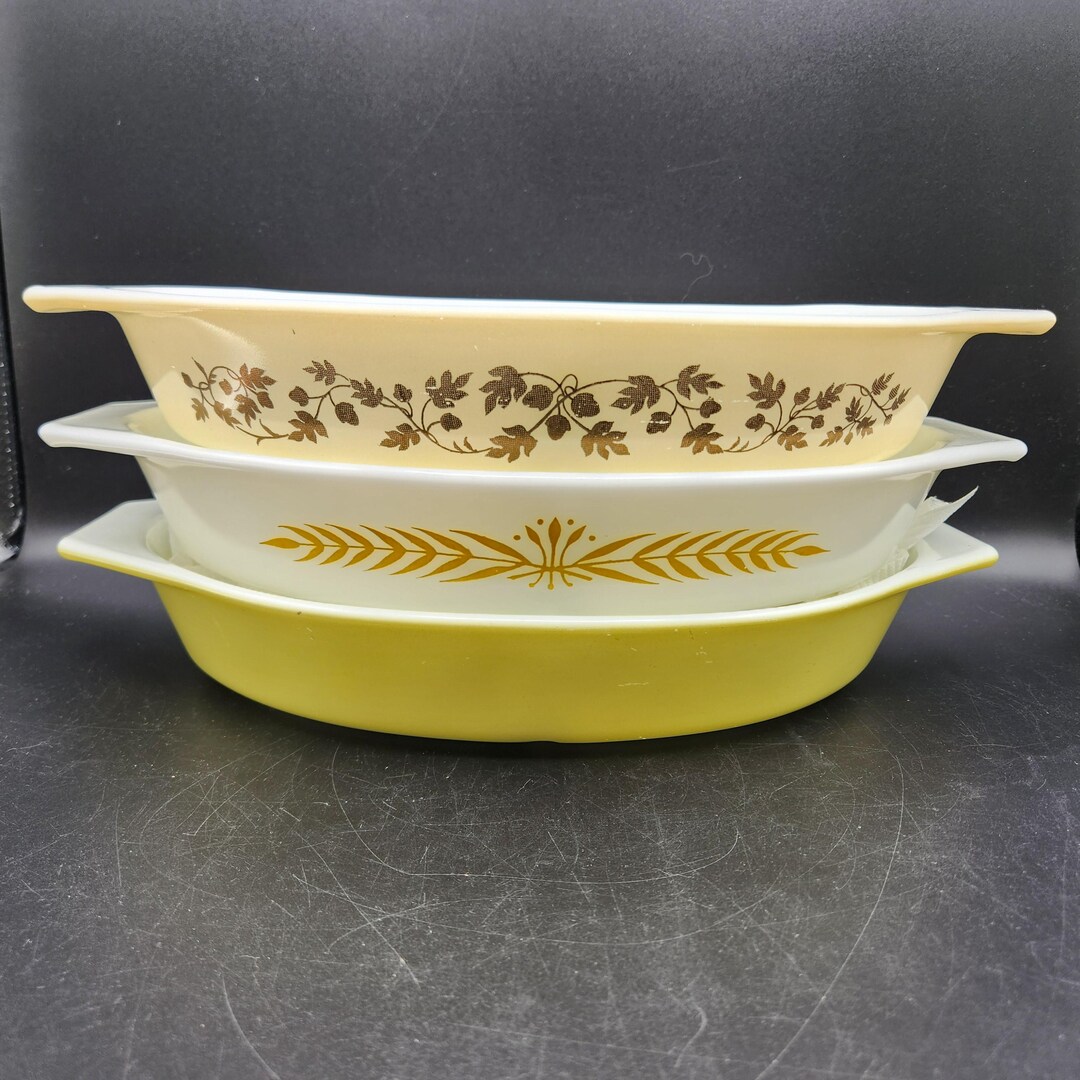 Choice Pyrex Divided Casserole Dish Yellow, Golden Acorn, Royal Wheat ...