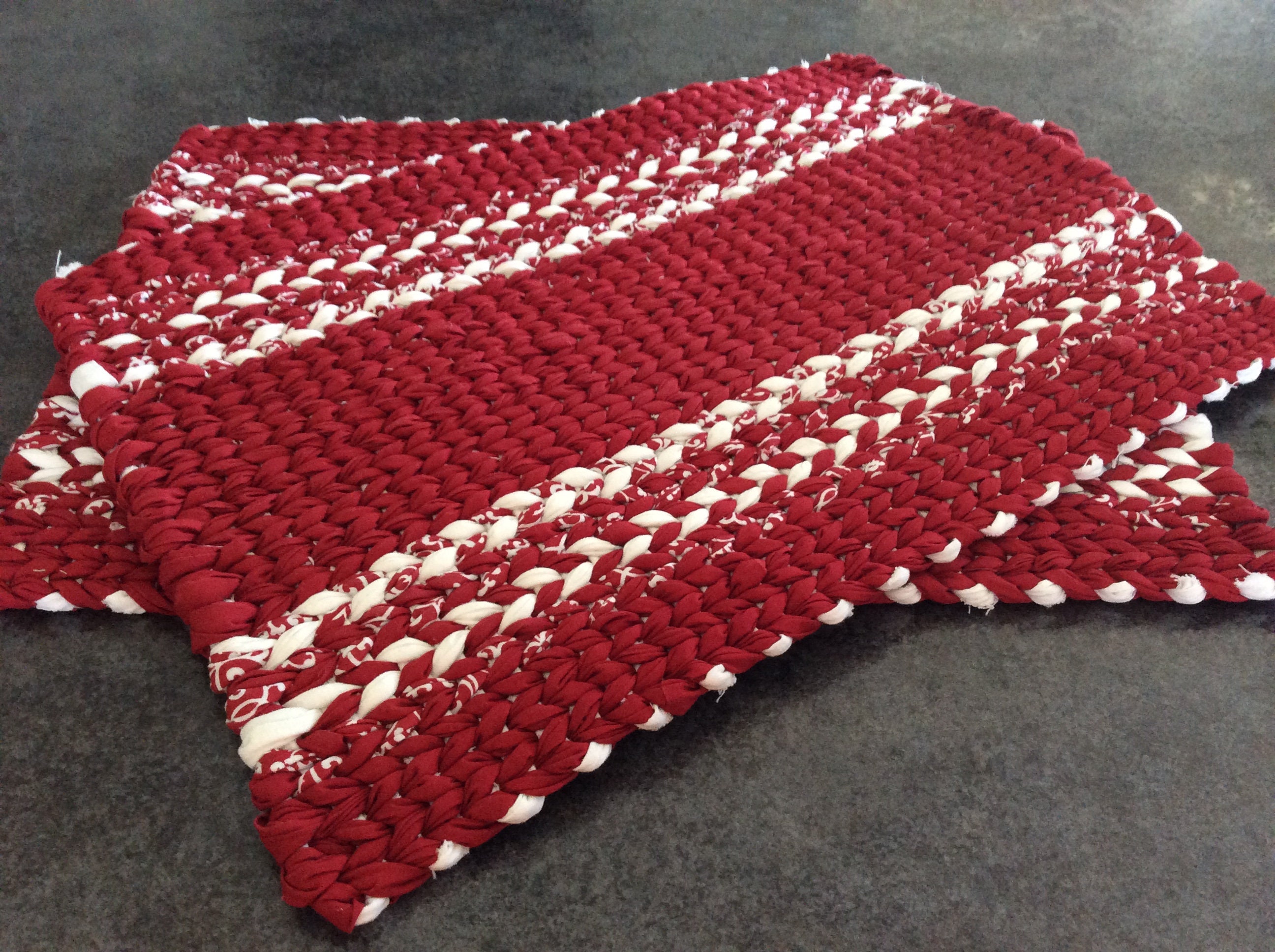 Rag Rug Placemats for Your County Christmas-READY TO SHIP Red & White ...