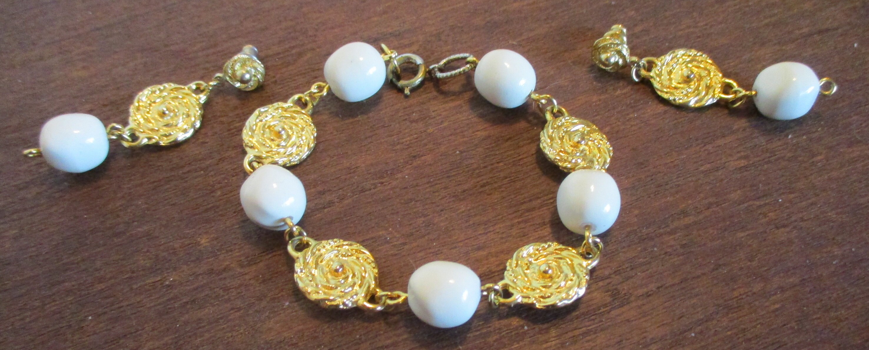 Tickle My Fancy: 4 Pc Necklace, Tassel Pendant, Bracelet, Earrings ...