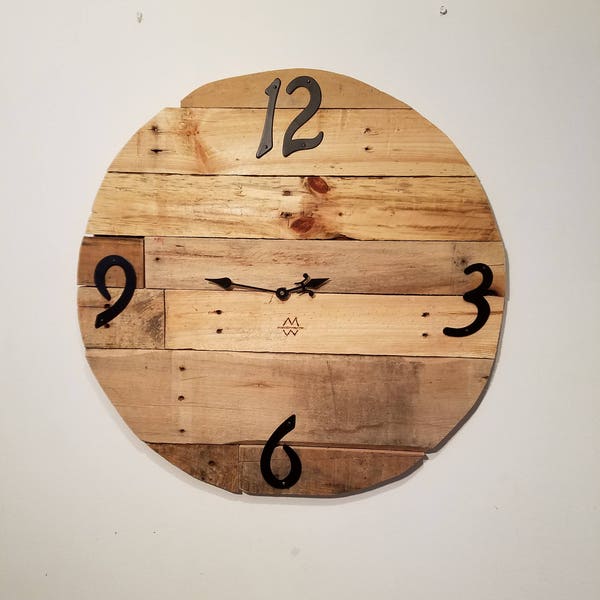 Pallet Wood Clock - Etsy