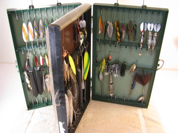 Wille Bait File Filled With Dozens of Lures | Etsy