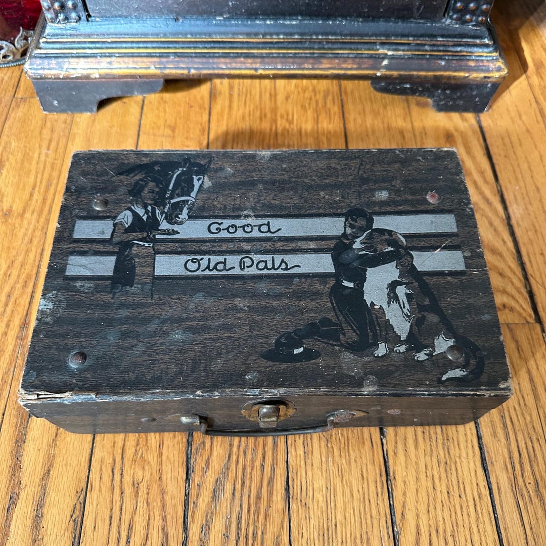 Vintage “good Old Pals” Illustrated Keepsake Box With Metal Handle ...