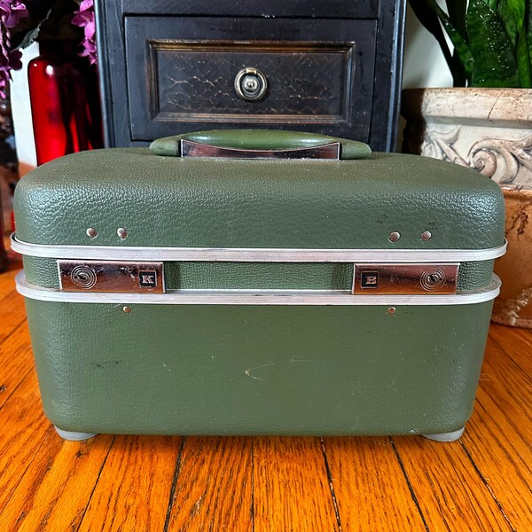 Suitcase Train Case - Etsy