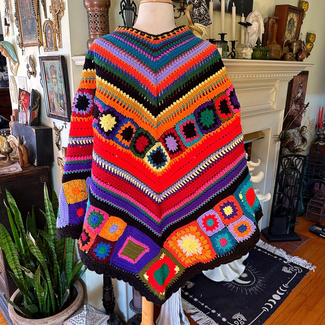Vintage Granny Square Cape, Hippie Cape, Vintage Outerwear, Crocheted ...
