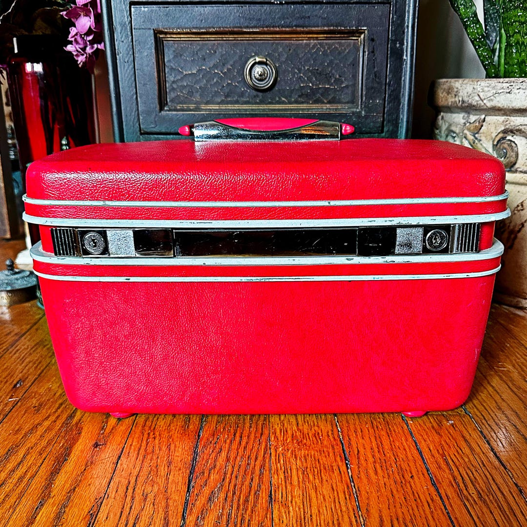 Vintage Train Case by Samsonite, Red Toiletry Bag, Vintage Suitcase ...