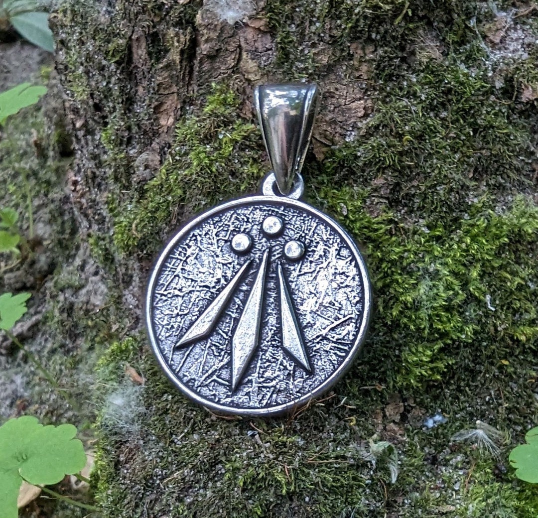 Awen Pendant Wiccan Necklace Druid Pagan Jewelry - Etsy