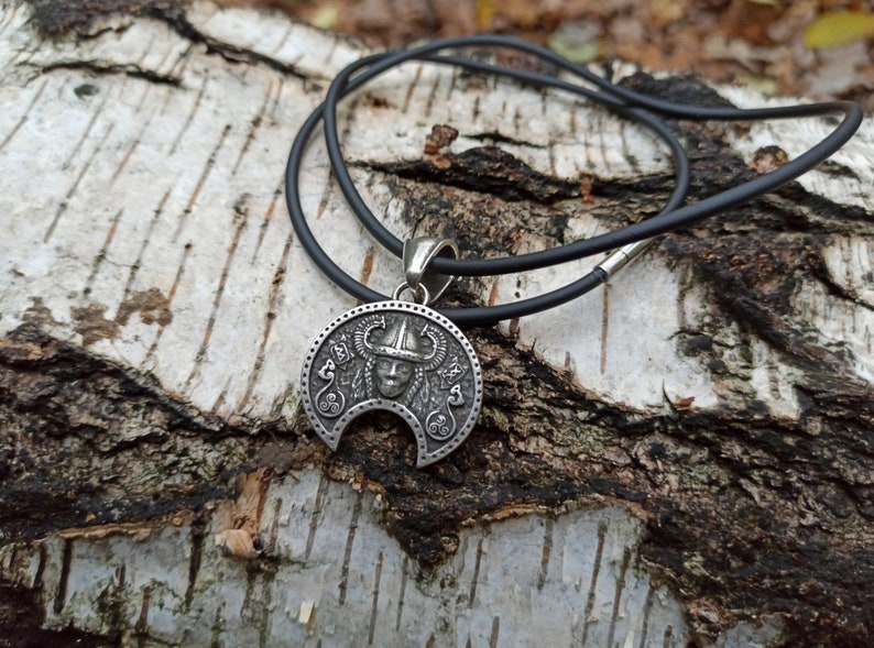 Freya Rune Pendant Norse Necklace Viking Jewelry Women - Etsy