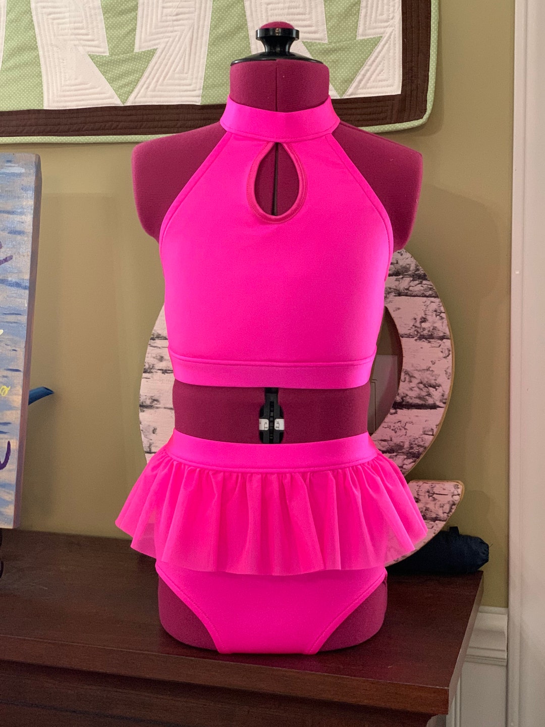 Ellee 2-piece Dance Set W/ Keyhole Neck and Mesh Skirt, Dance Costume ...